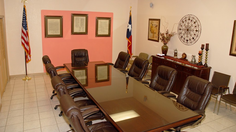 Texas Pictorial on Elm St in Laredo, TX - 956-724-7441 | CMac.ws